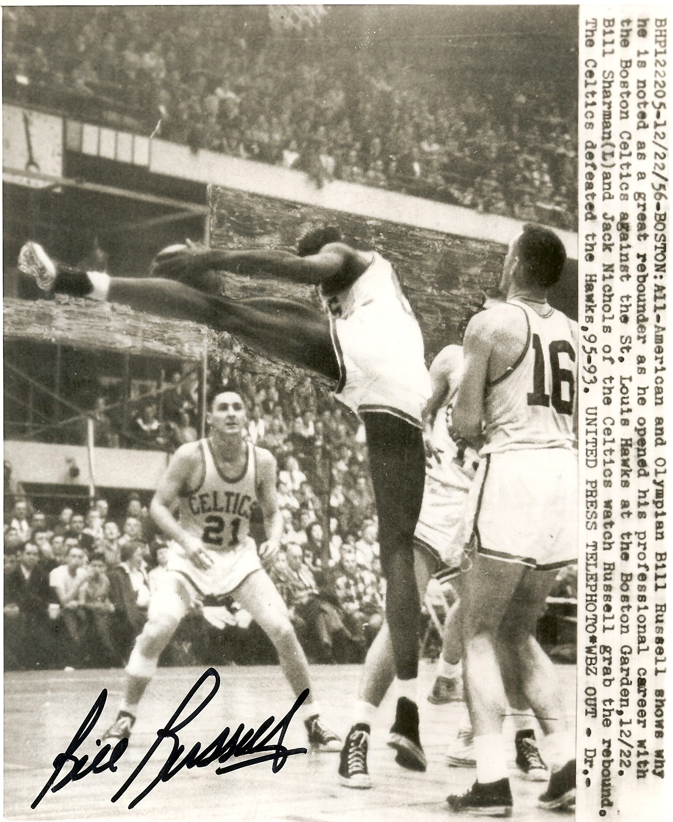 Bill Russell estreia na NBA – efemérides do éfemello