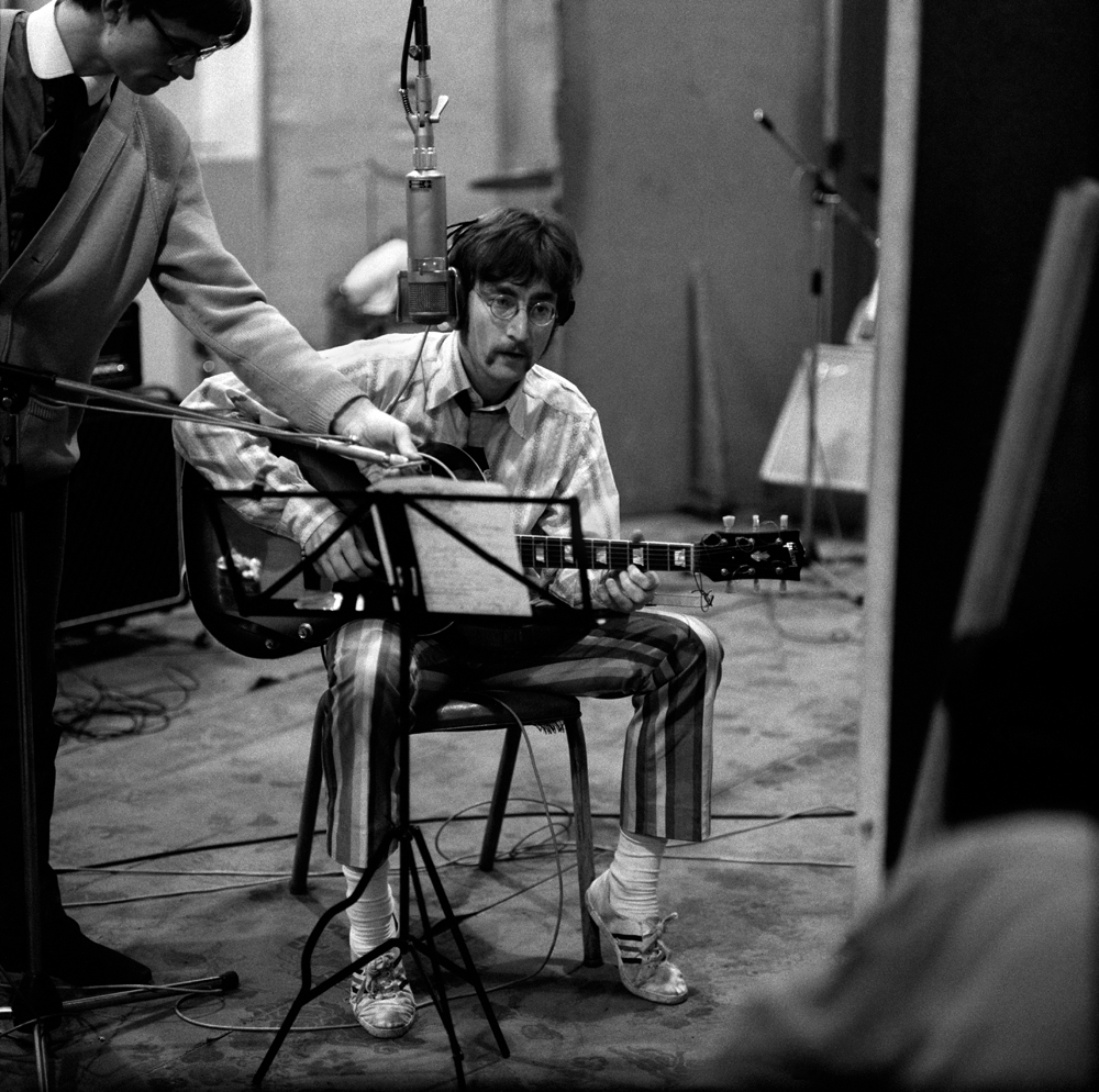 O papel de John em Sgt. Pepper’s – efemérides do éfemello