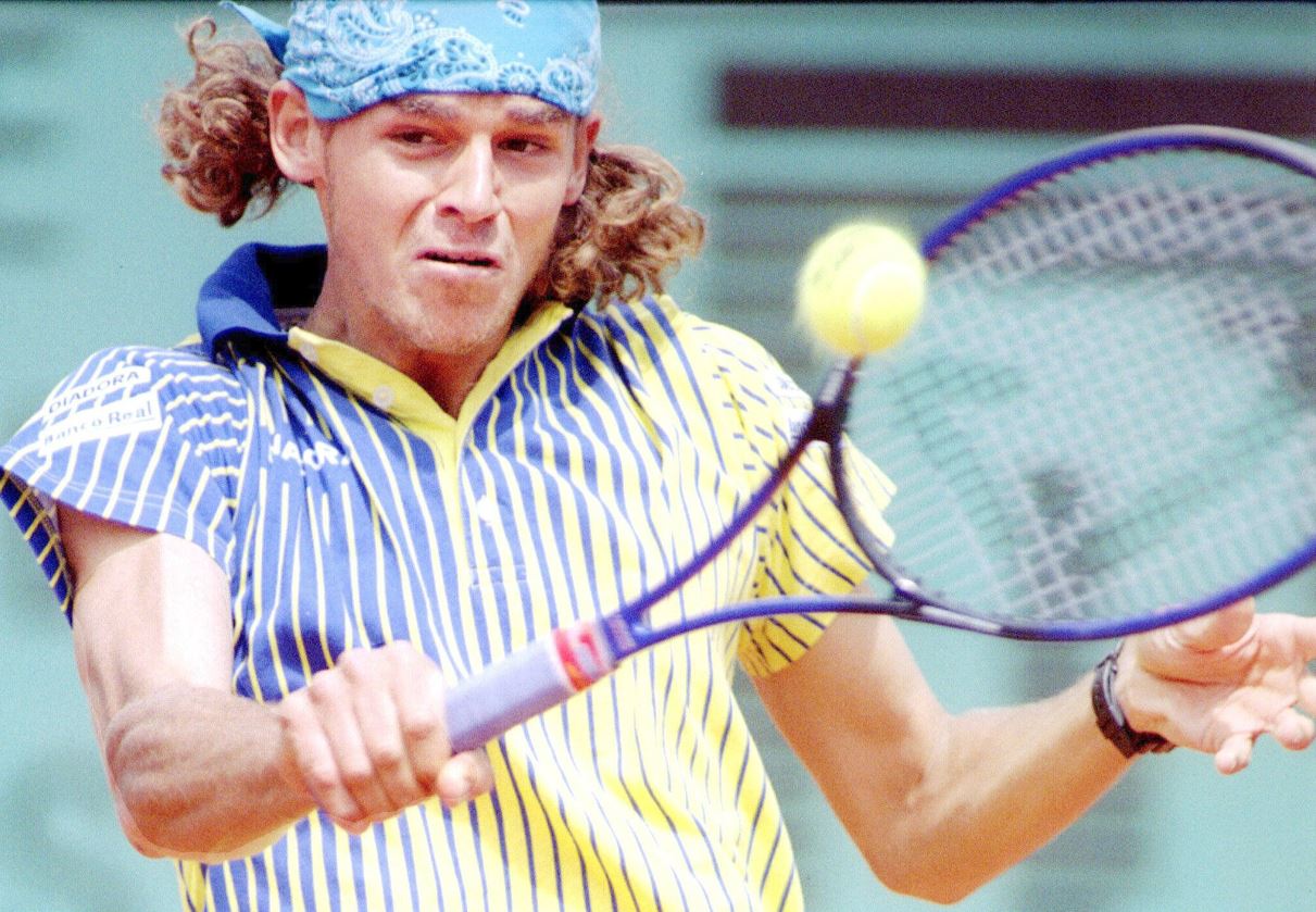 Guga conquista o primeiro Roland Garros – efemérides do éfemello